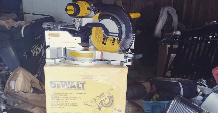 7 Best Miter Saw Blades in 2025 [Detailed Reviews]