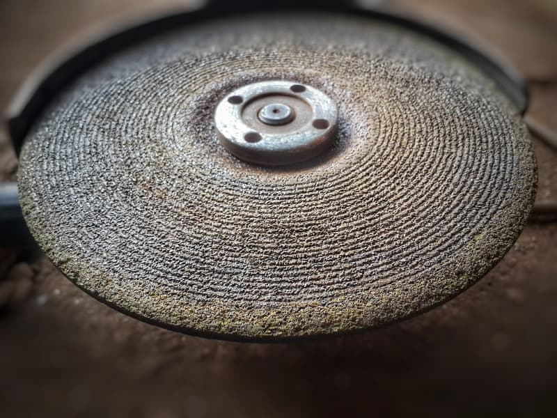 5 Best Angle Grinder Wheels for Rust Removal in 2025: Detailed Reviews
